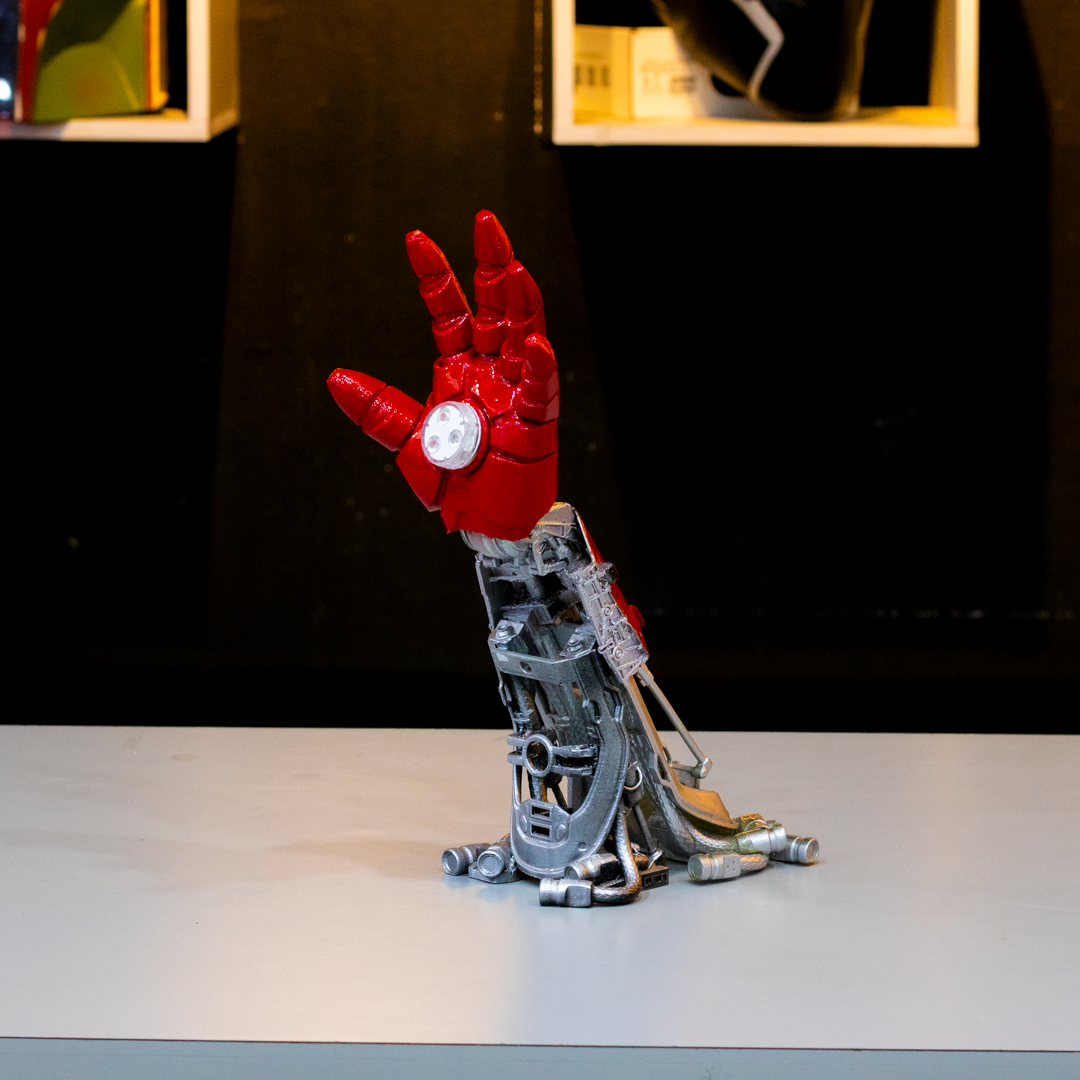 Mano Iron Man| Lámpara – SOL Store